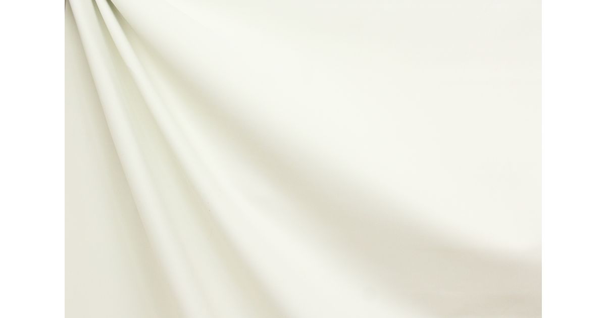 Buckingham Blackout Ivory Lining Super Soft 7 oz - The Fabric Mill