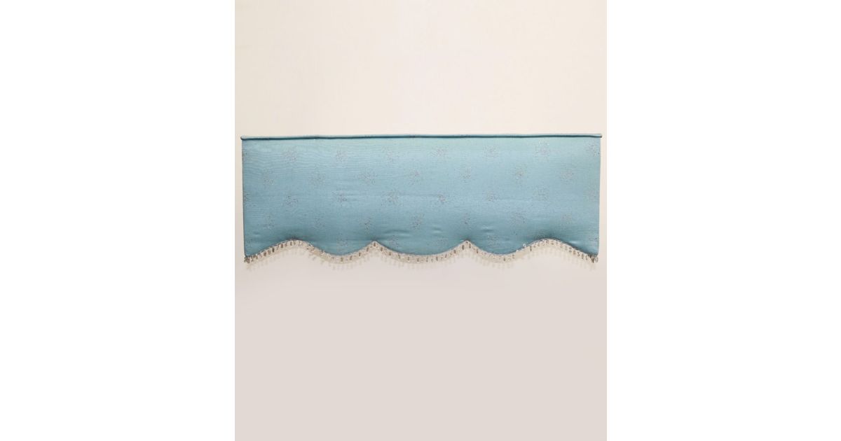 Custom Shaped Cornices - The Fabric Mill